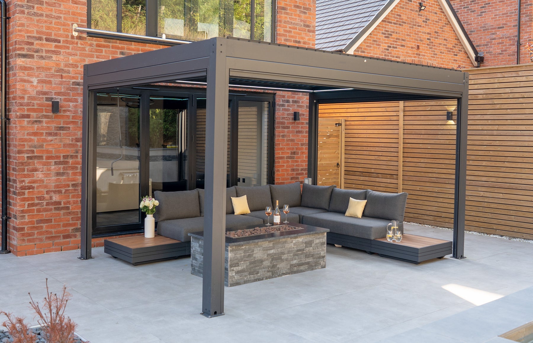 Modern Aluminium Pergolas with Roof & Sides | Harbour Lifestyle UK